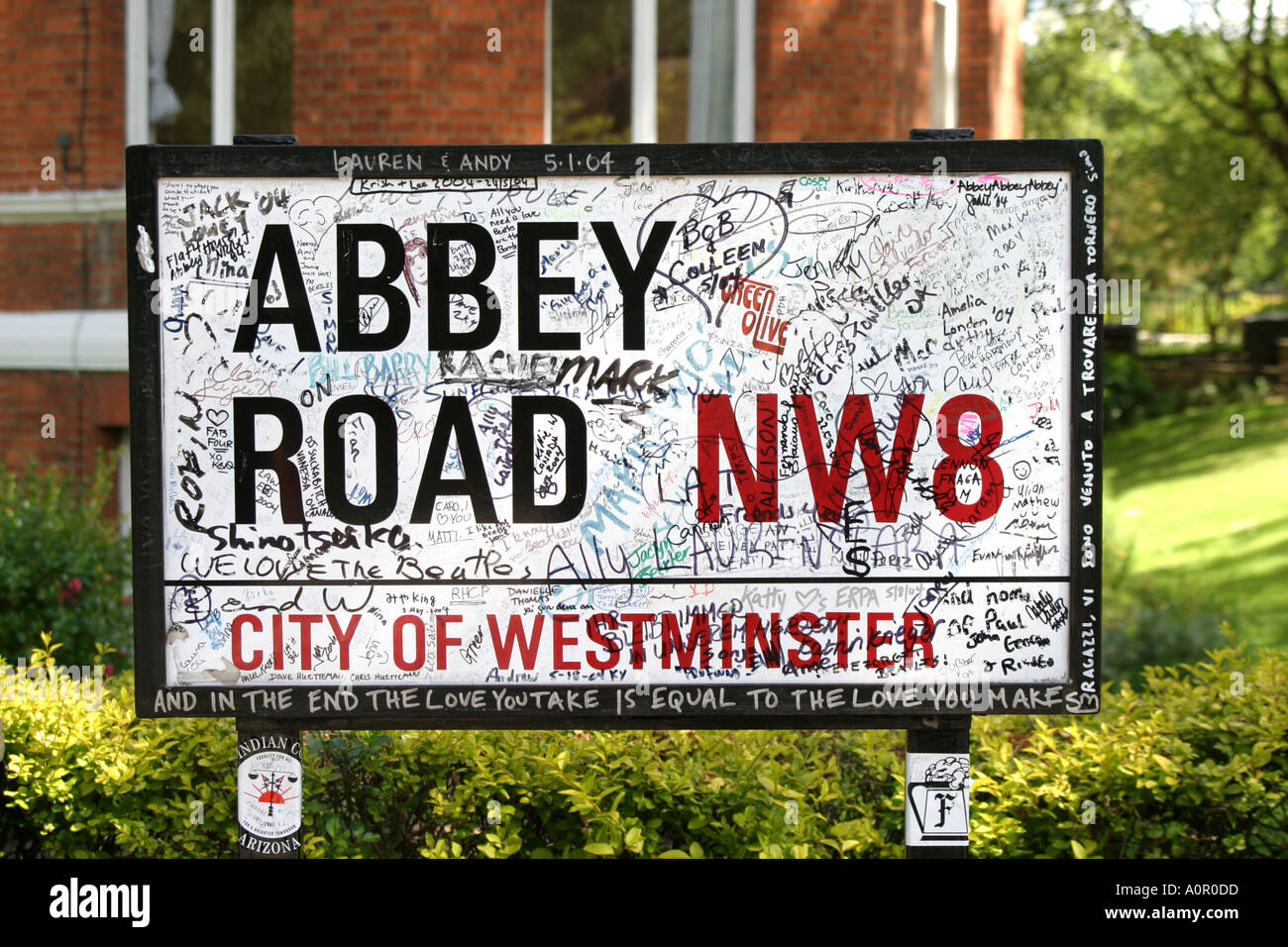 Abbey road studios sign hi-res stock photography and images - Alamy