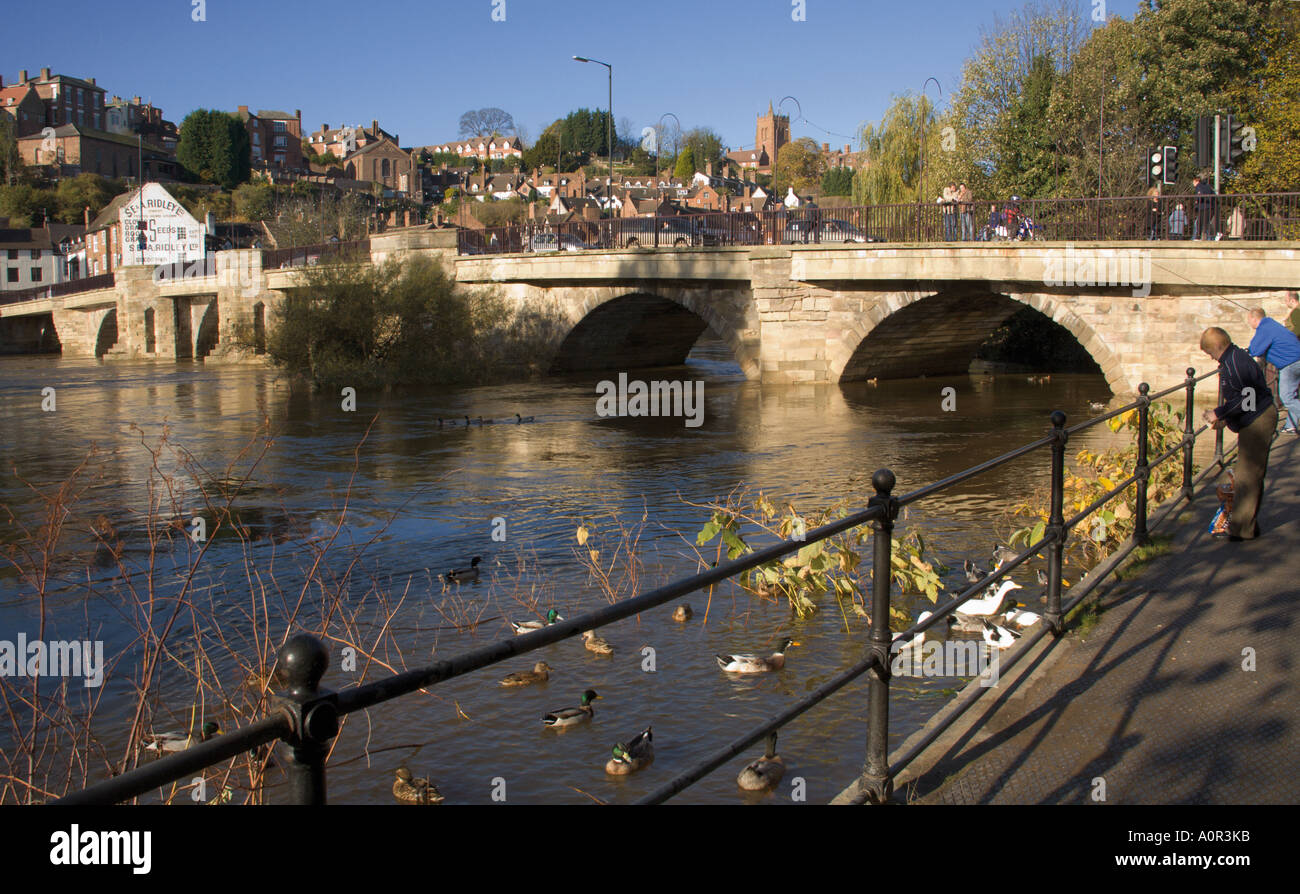 Bridgenorth town with river hi-res stock photography and images - Alamy