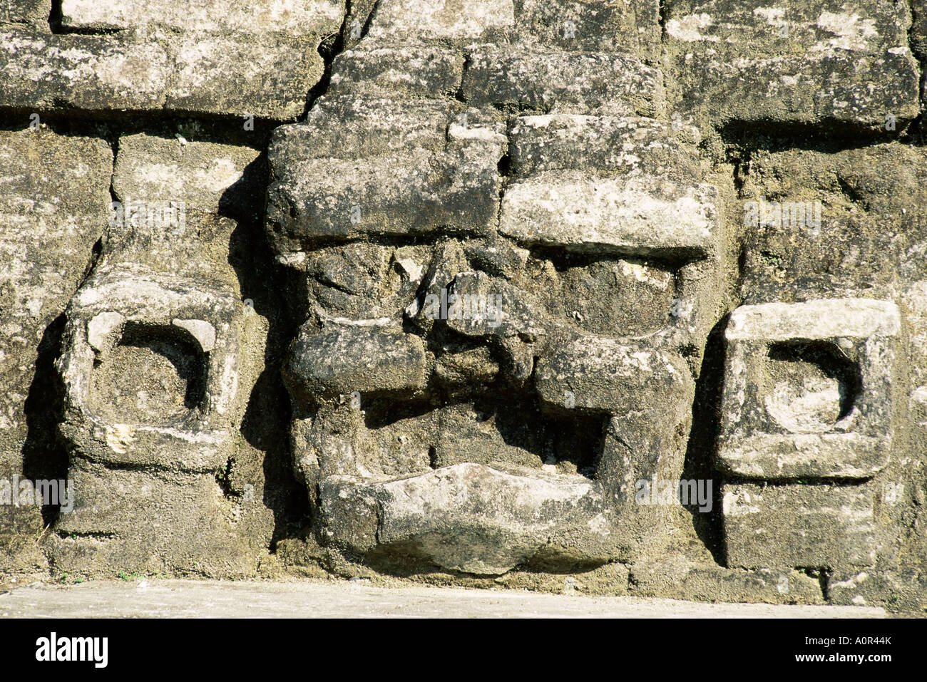 Stone mask hi-res stock photography and images - Alamy