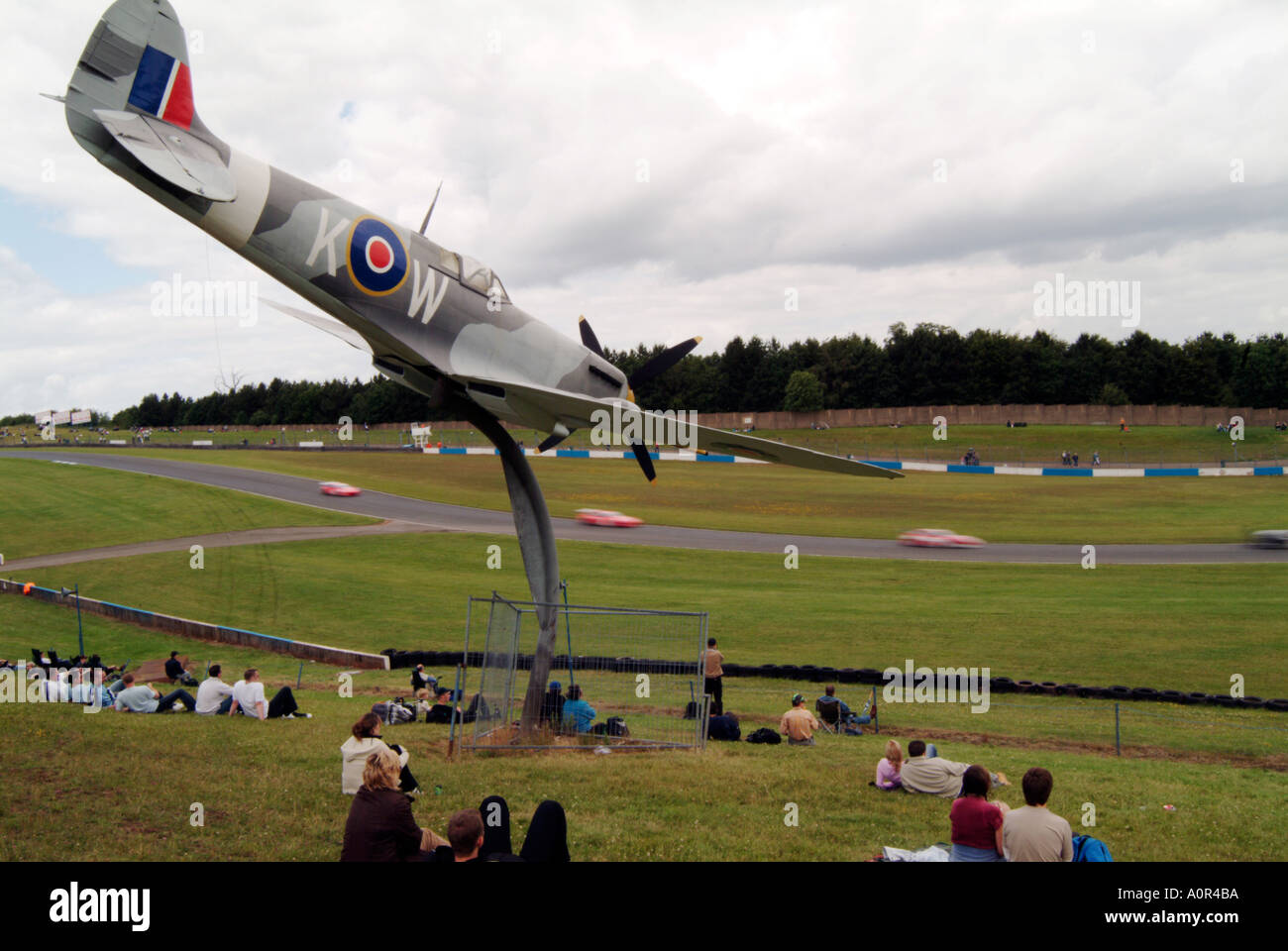 spitfire at castle donnington race circuit spritire world war two ...
