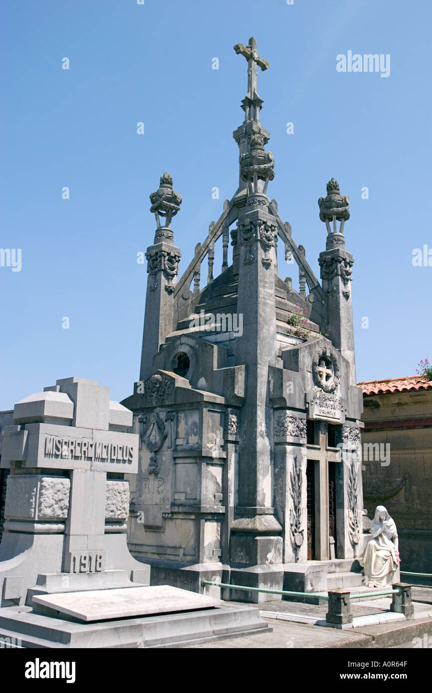 Gothic-style stone mausoleum in a cemetery Stock Photo - Alamy