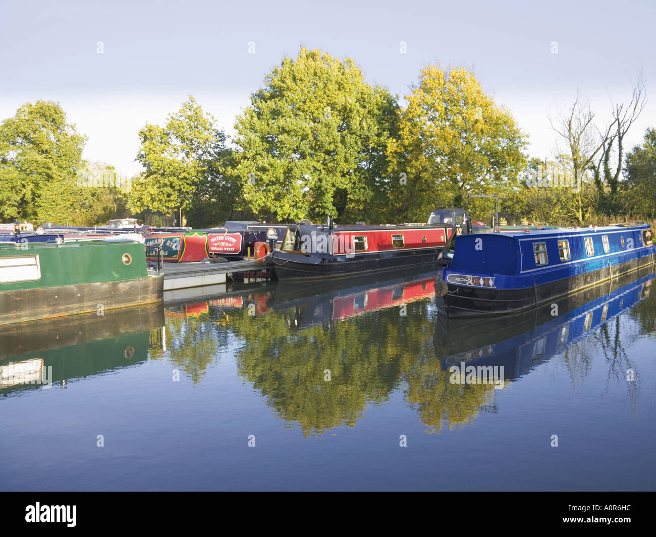 the stratford canal kingsworth junction with the grand union canal ...