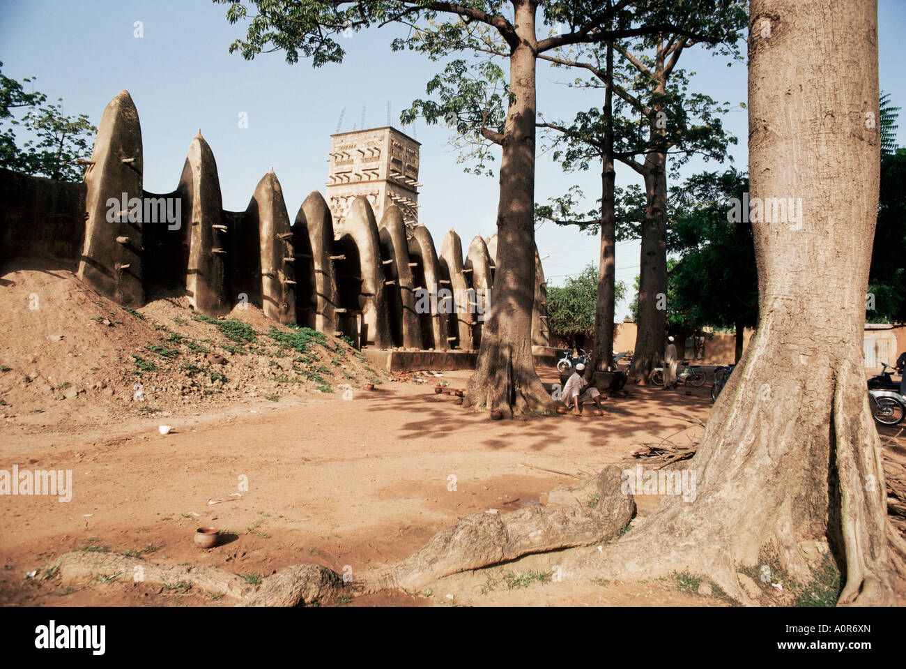 Mossi style hi-res stock photography and images - Alamy