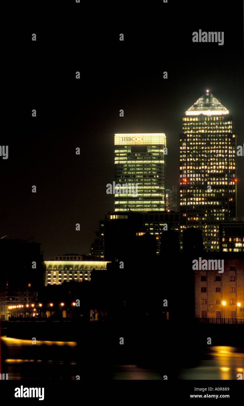 Canary warf riverside hi-res stock photography and images - Alamy