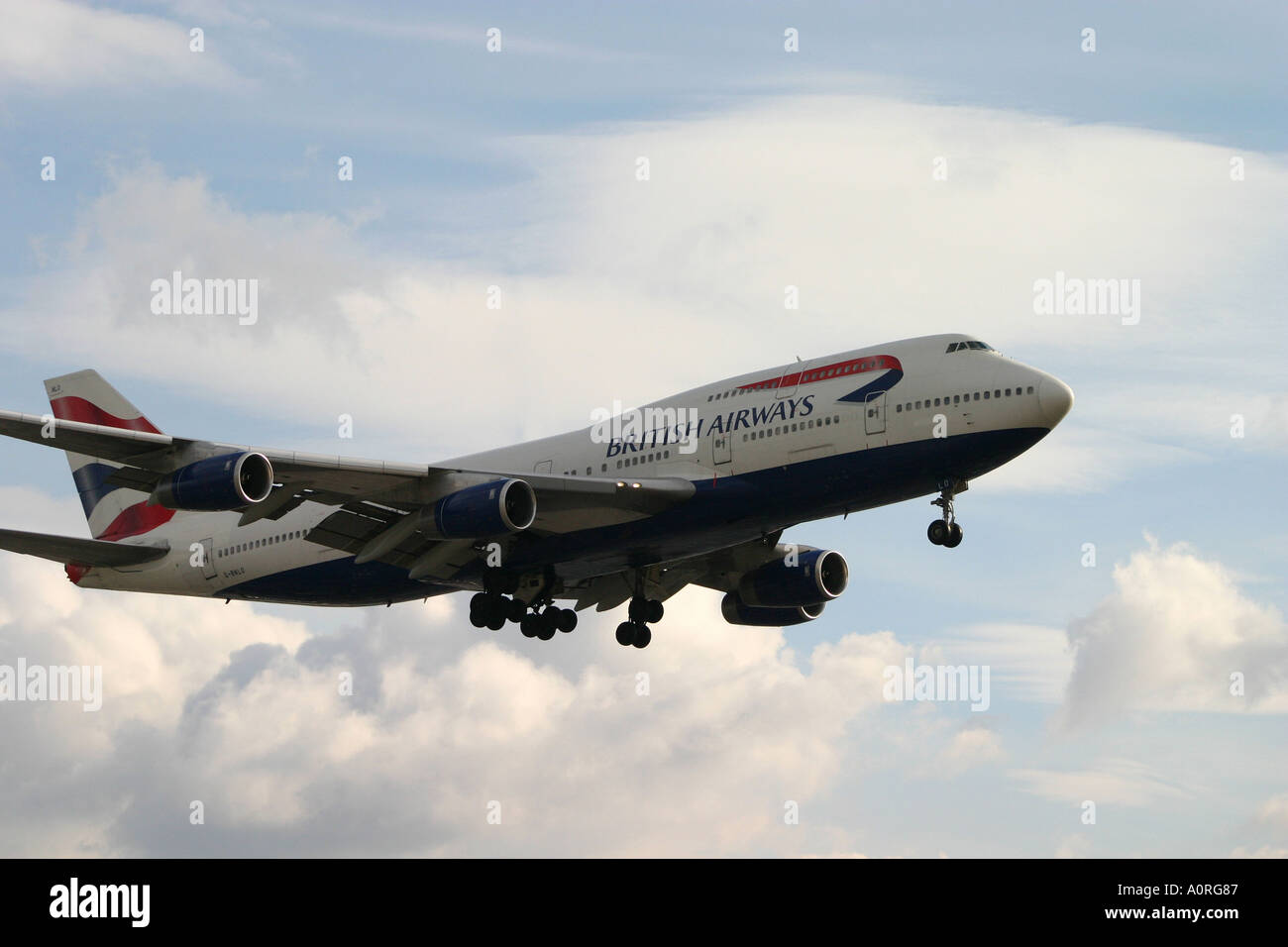 Flight profile hi-res stock photography and images - Alamy