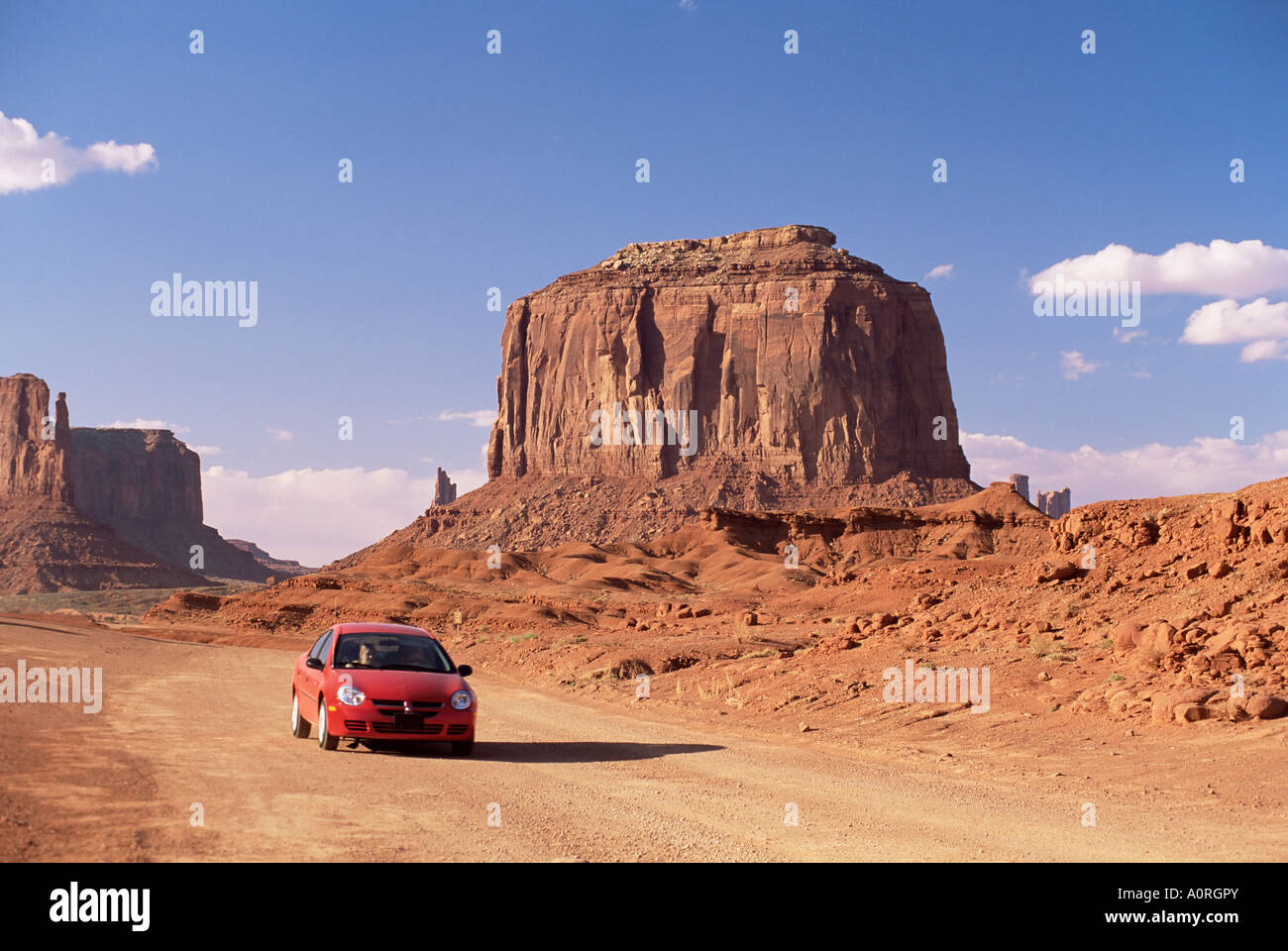 Monument valley car hi-res stock photography and images - Alamy