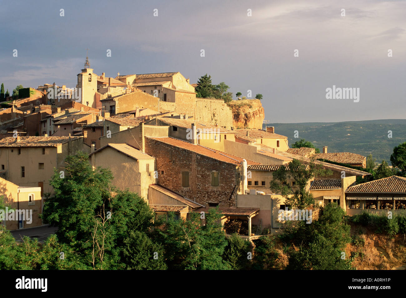 Roussillon vaucluse france europe hi-res stock photography and images ...
