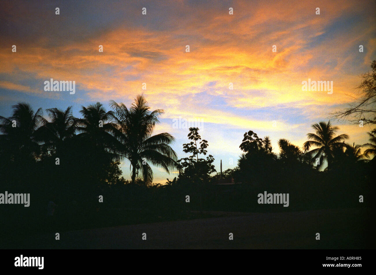 Shape suggestive hi-res stock photography and images - Alamy