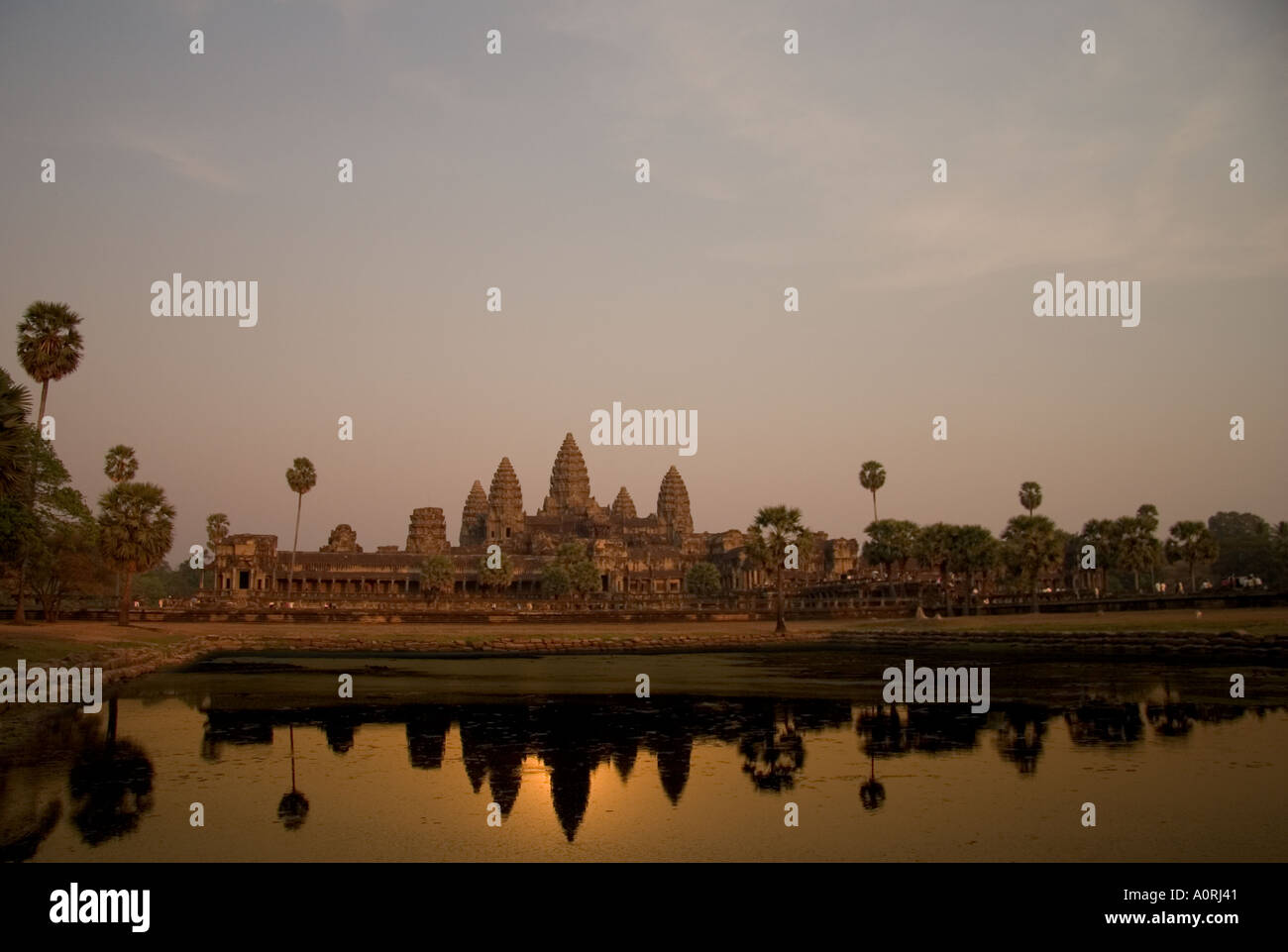 Blue Sky Angkor Reflection Concept Stock Photo - Alamy