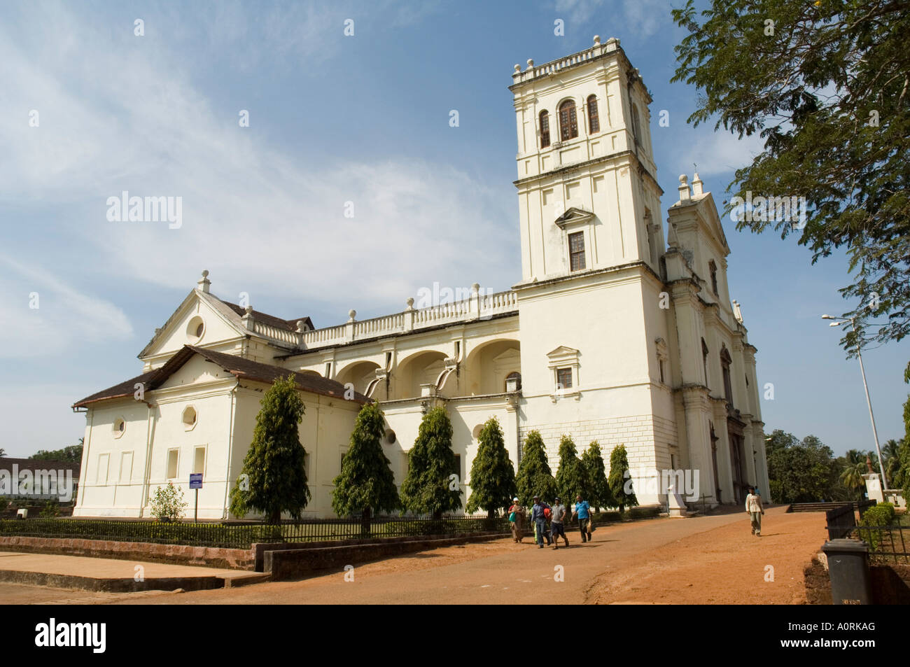 Se Cathedral thought to be Asia s biggest church Old Goa UNESCO World ...