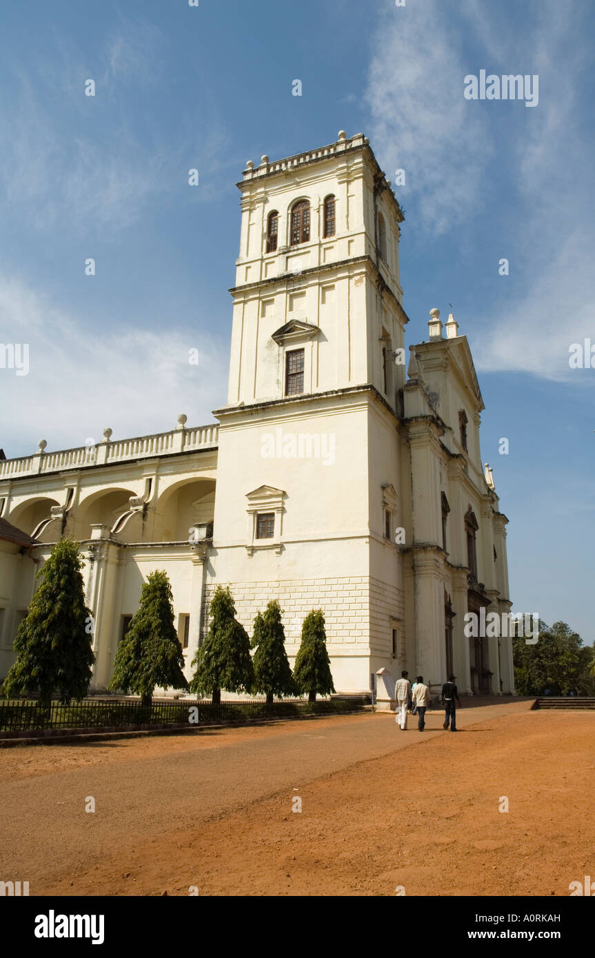 Se Cathedral thought to be Asia s biggest church Old Goa Goa India Asia ...