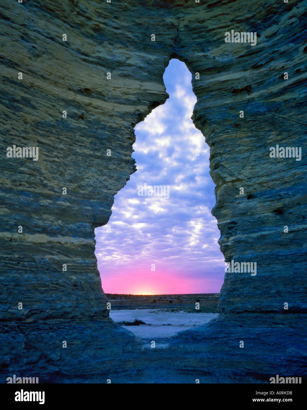 Keyhole arch hi-res stock photography and images - Alamy