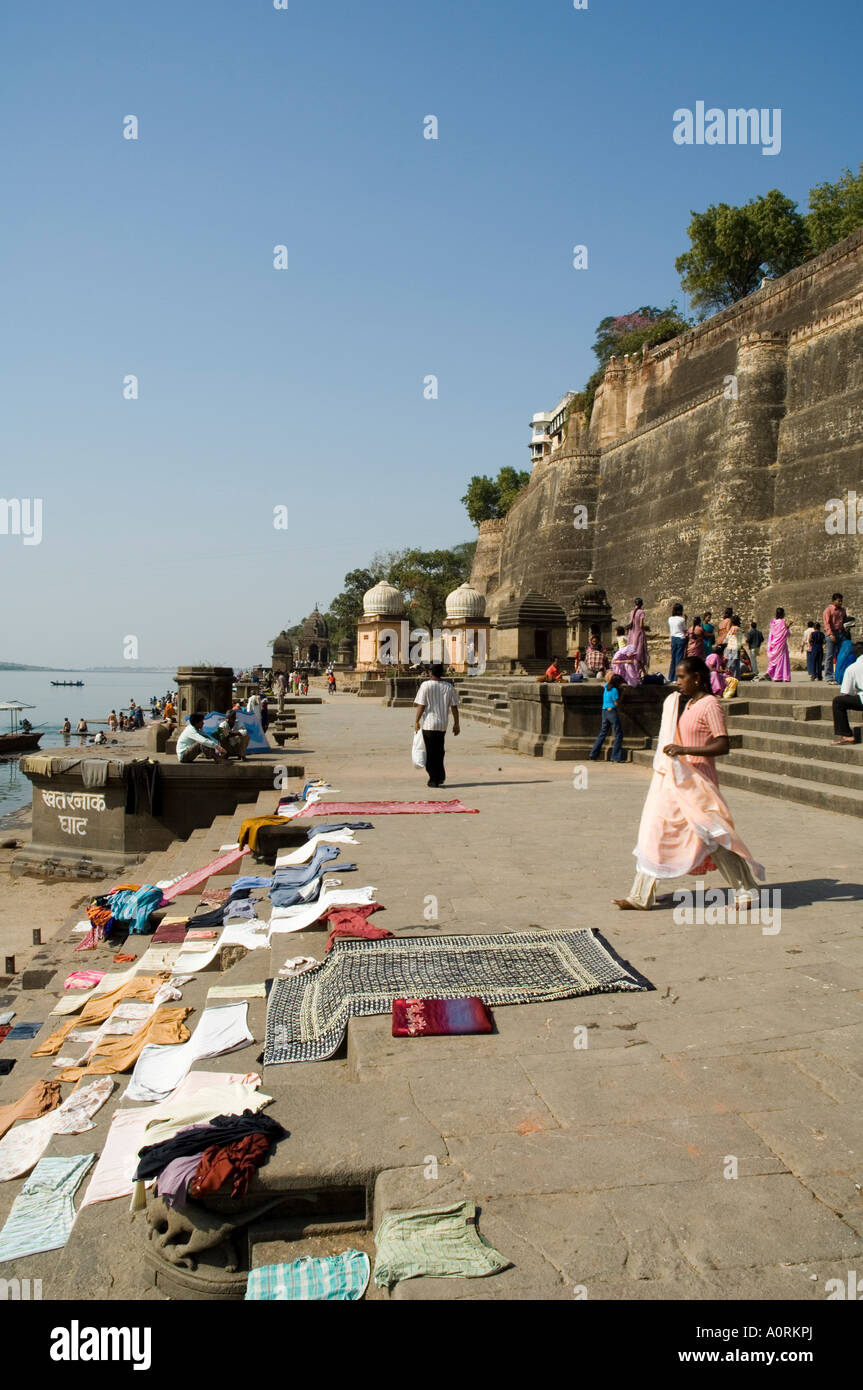 Ghats on narmada river hi-res stock photography and images - Alamy