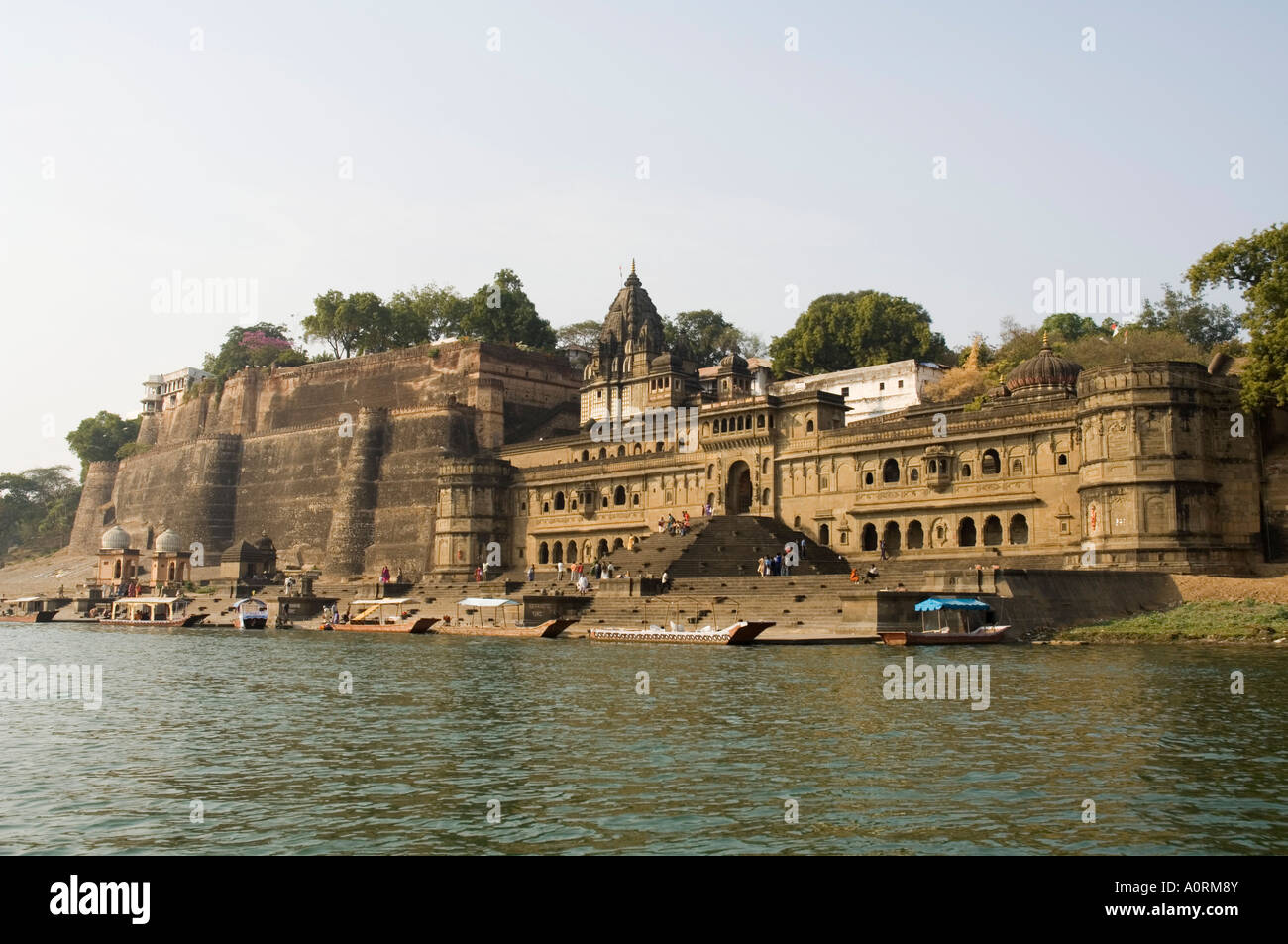 Shiva Hindu temple and Ahilya Fort Complex on banks of the Narmada ...