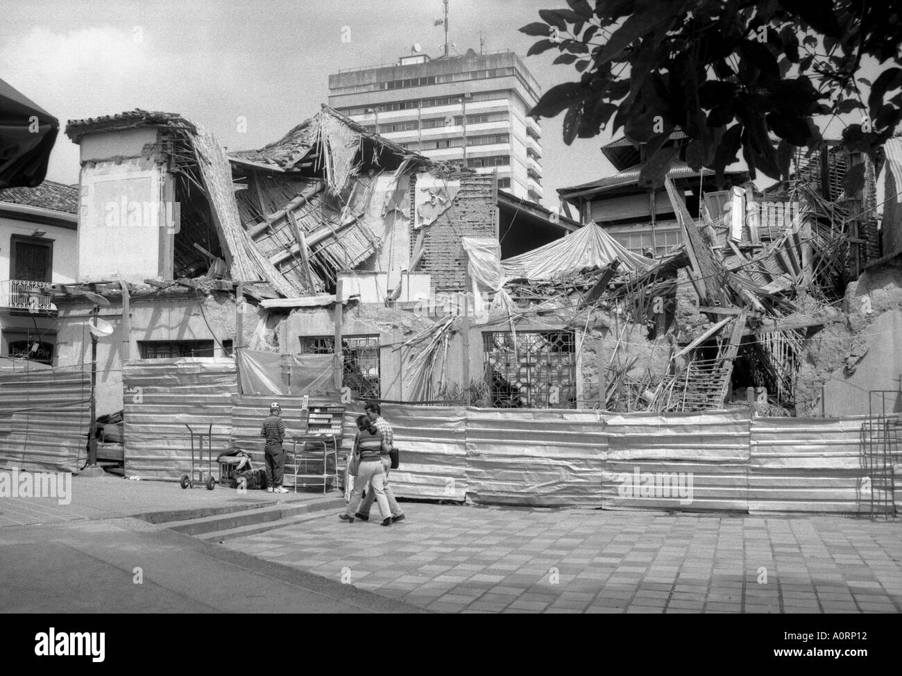Destroyed residential building Black and White Stock Photos & Images ...