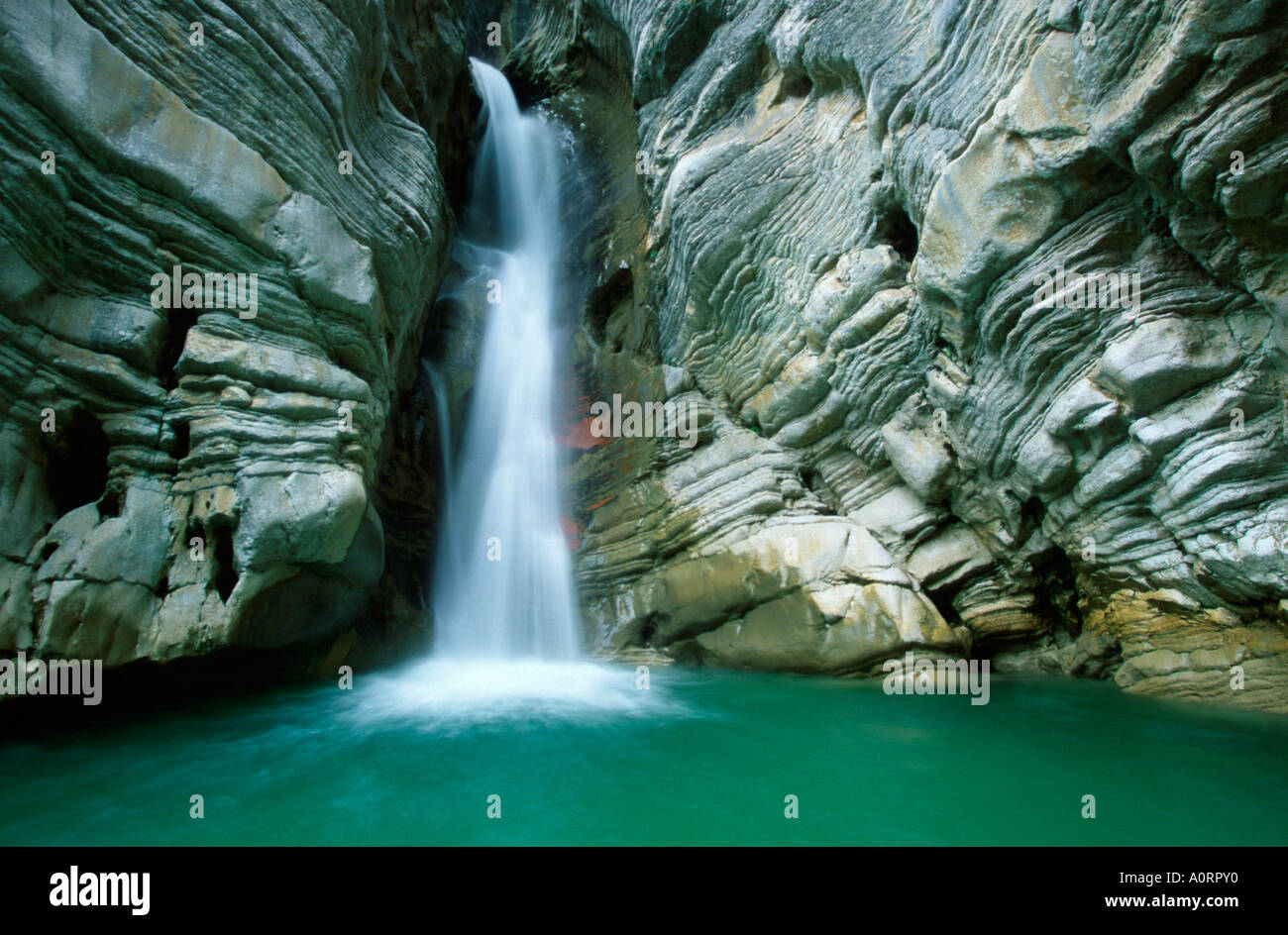 Waterfall / Gole di Salinello / Wasserfall Stock Photo - Alamy