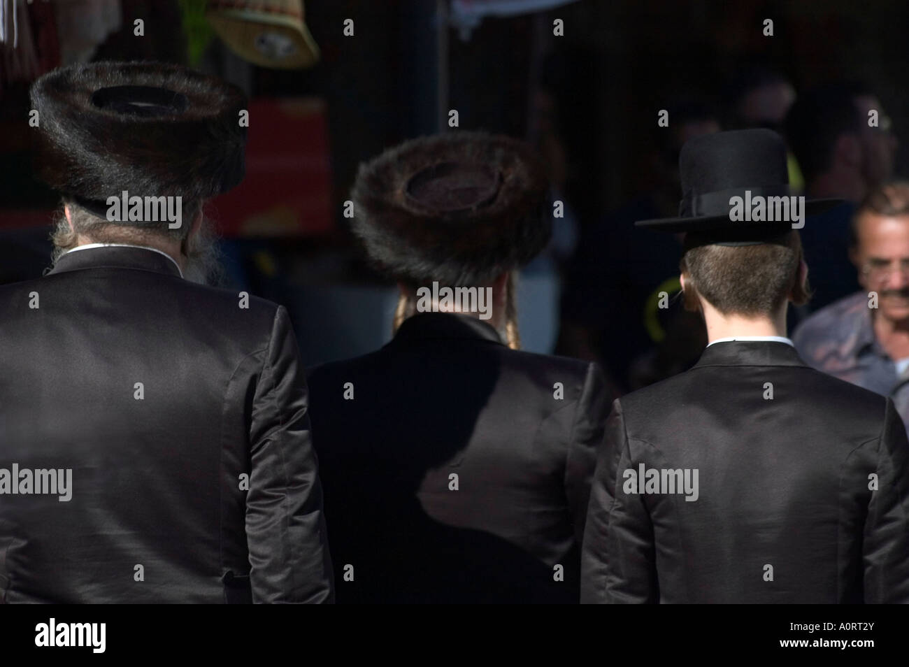 Jewish clothes hi-res stock photography and images - Alamy