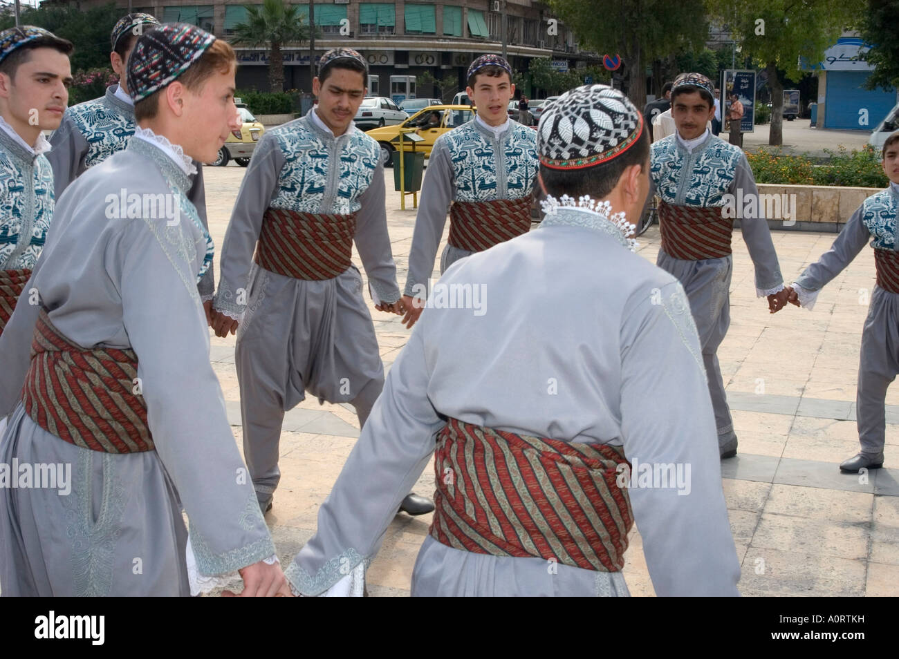 The syrian dance group hi-res stock photography and images - Alamy