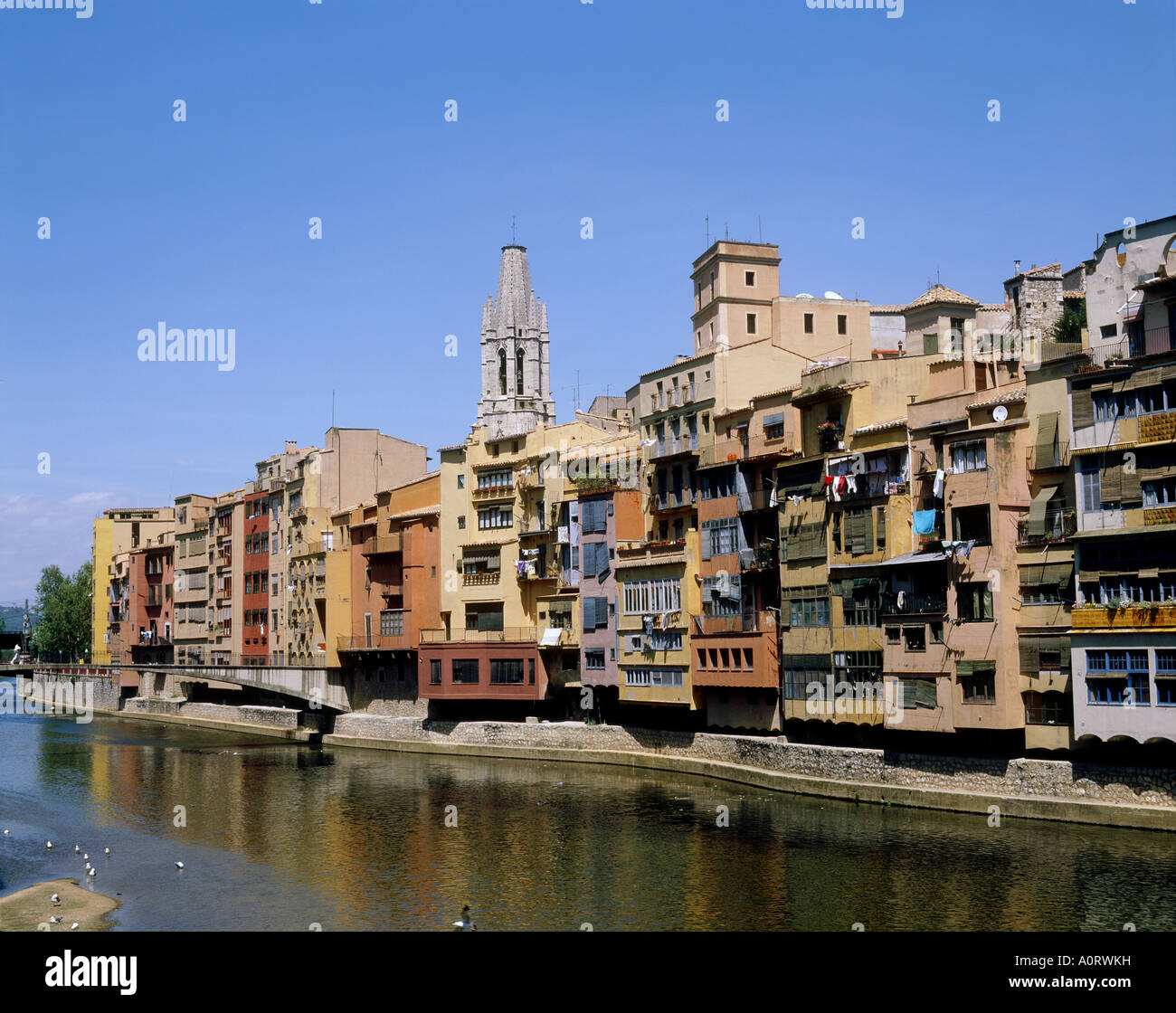 Houses Onyar river Stock Photo - Alamy