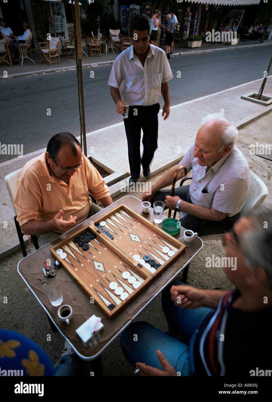 Backgammon group hi-res stock photography and images - Alamy