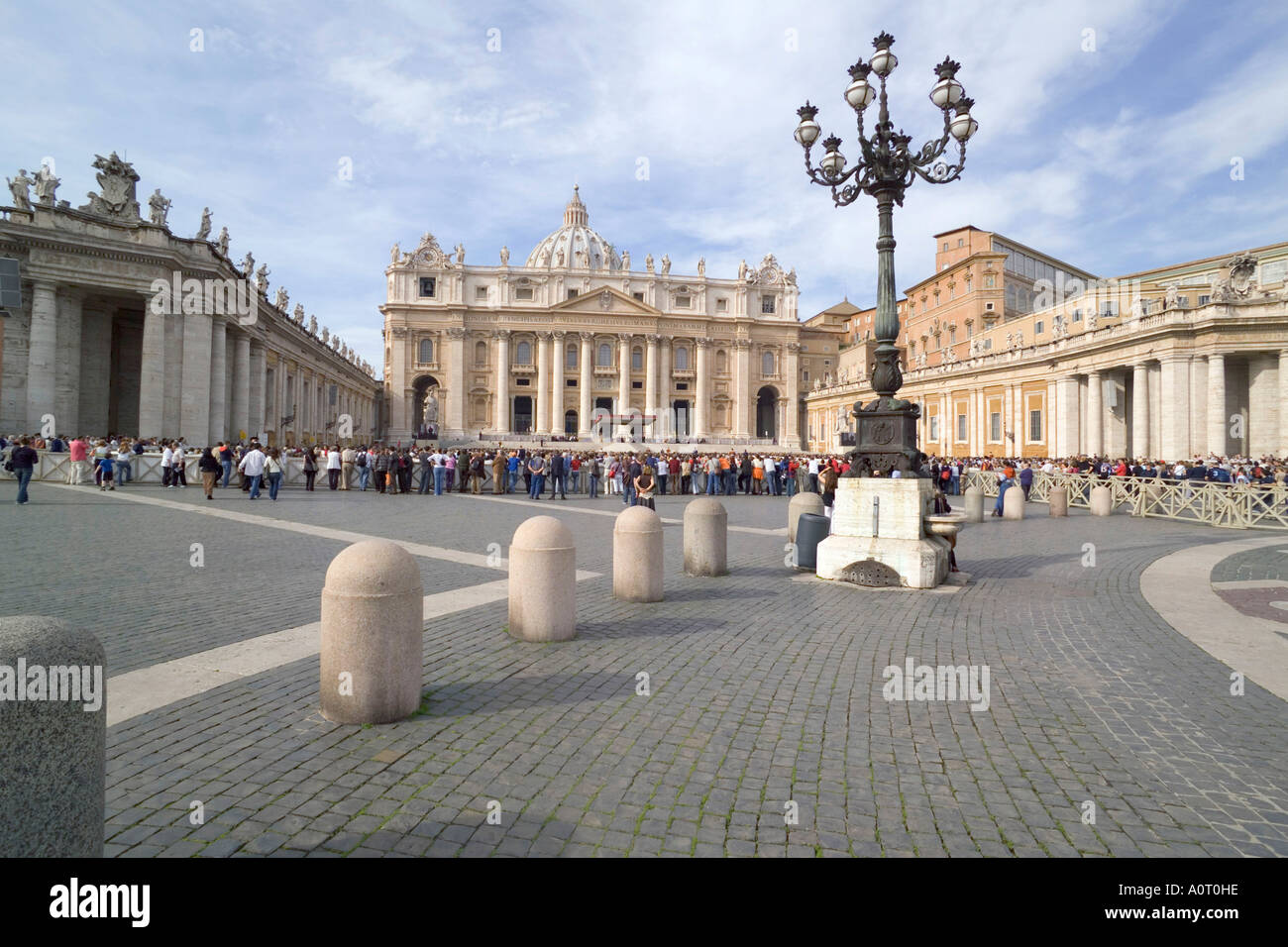 St Peter's Square / Rome Stock Photo - Alamy