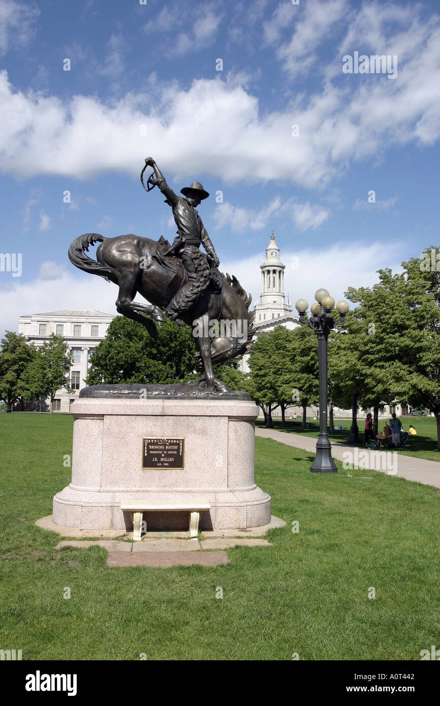 Denver horse statue hi-res stock photography and images - Alamy
