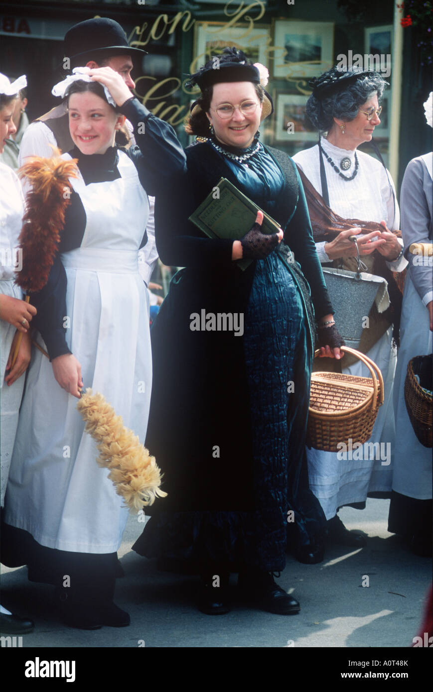 Women In Traditional Welsh Costume Stock Photos & Women In Traditional ...