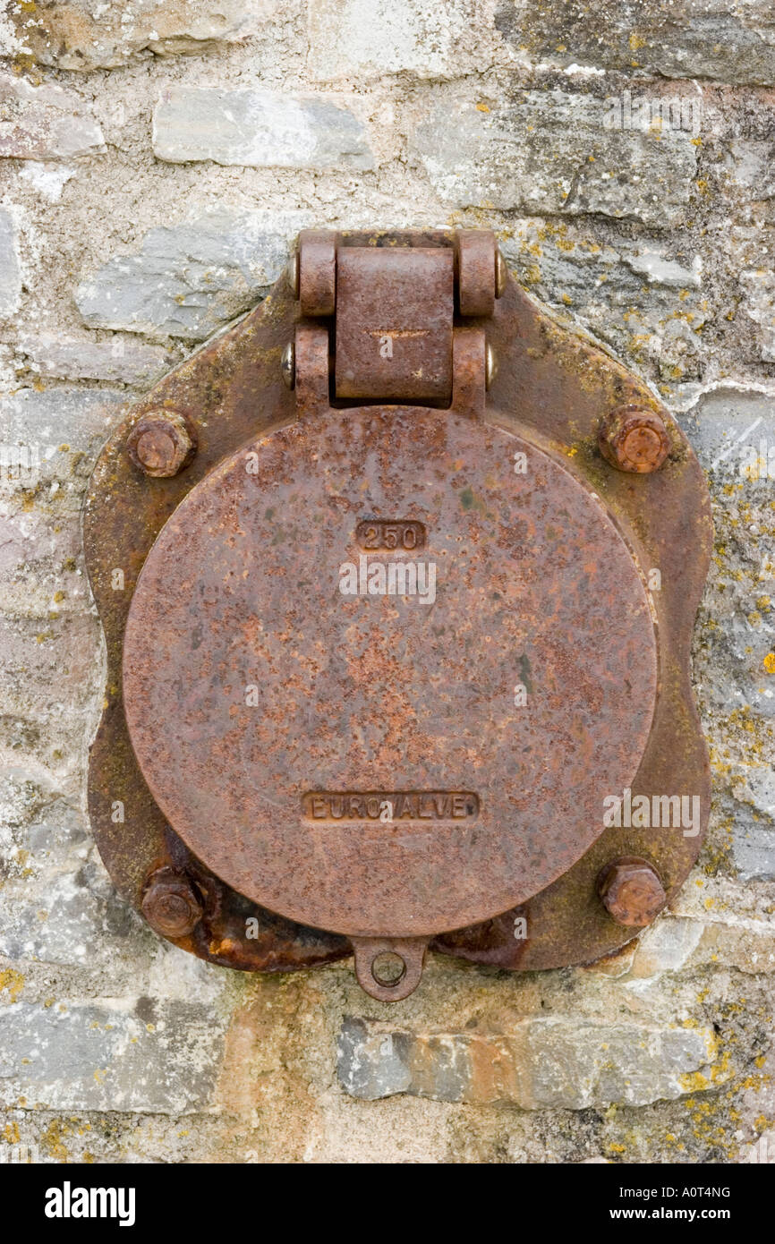 Outlet pipe in Clevedon Somerset Stock Photo - Alamy
