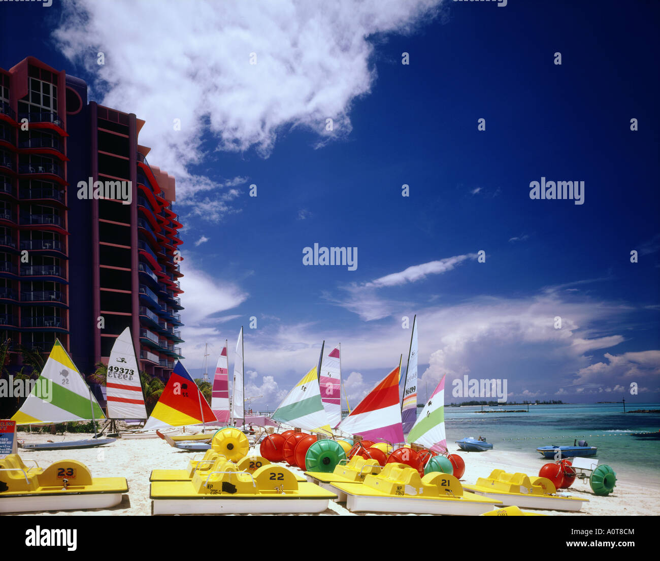 Nassau cable beach hi-res stock photography and images - Alamy