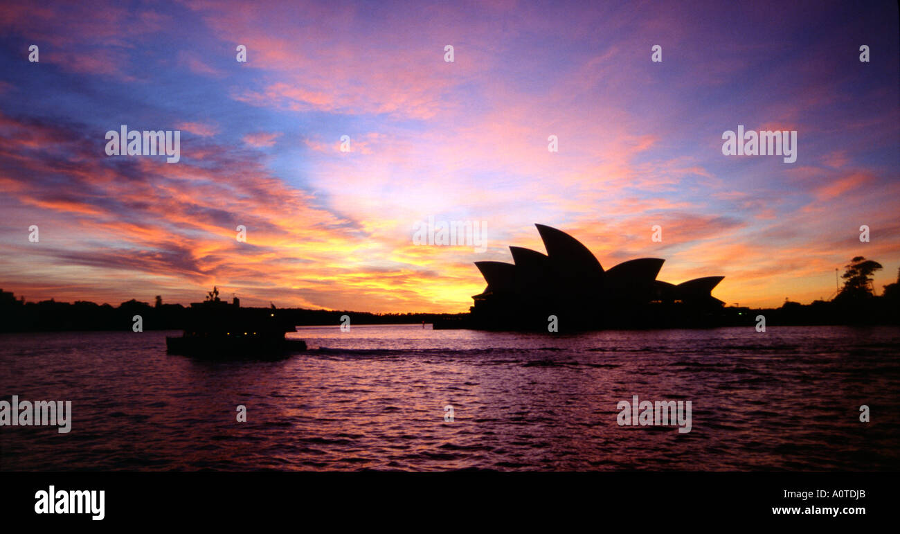 Sydney Opera House Sunrise Stock Photo - Alamy