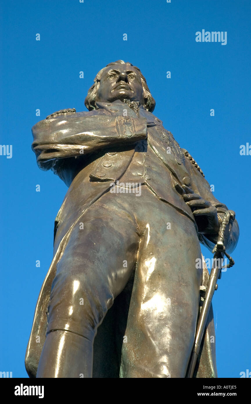 Statue in honour of Admiral Lord Horatio Nelson in Pembroke Park ...