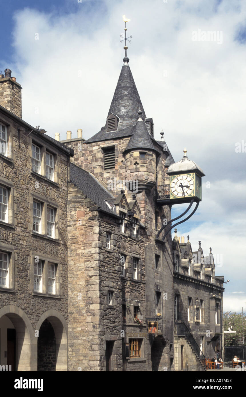 Canongate scotland scottish history hi-res stock photography and images ...