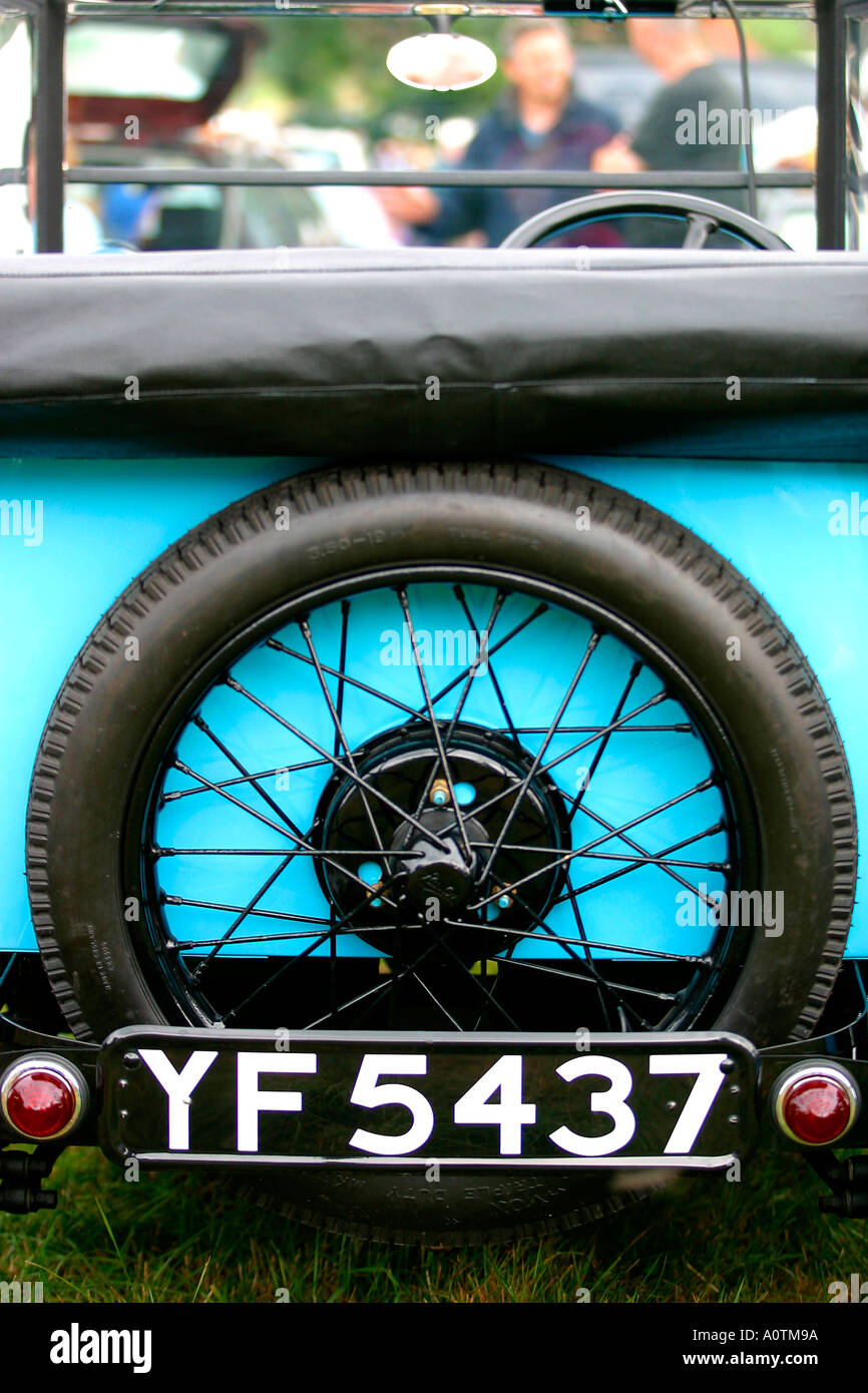 REAR VIEW OF VINTAGE CAR Stock Photo - Alamy