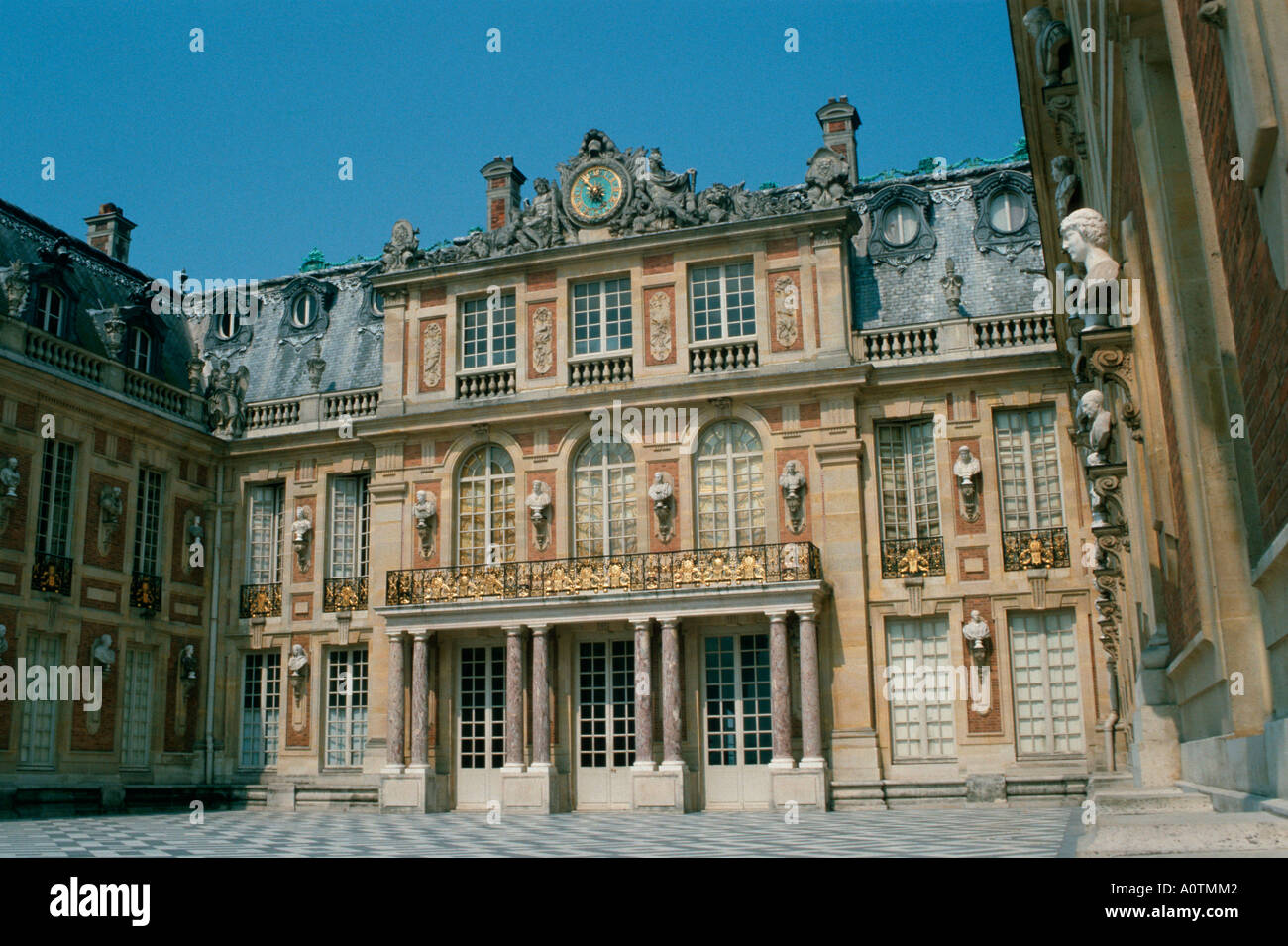 Castle / Versailles Stock Photo - Alamy