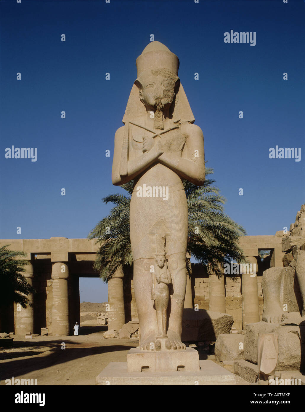 Colossus of Pinudjem Temple of Karnak World Heritage Stock Photo - Alamy