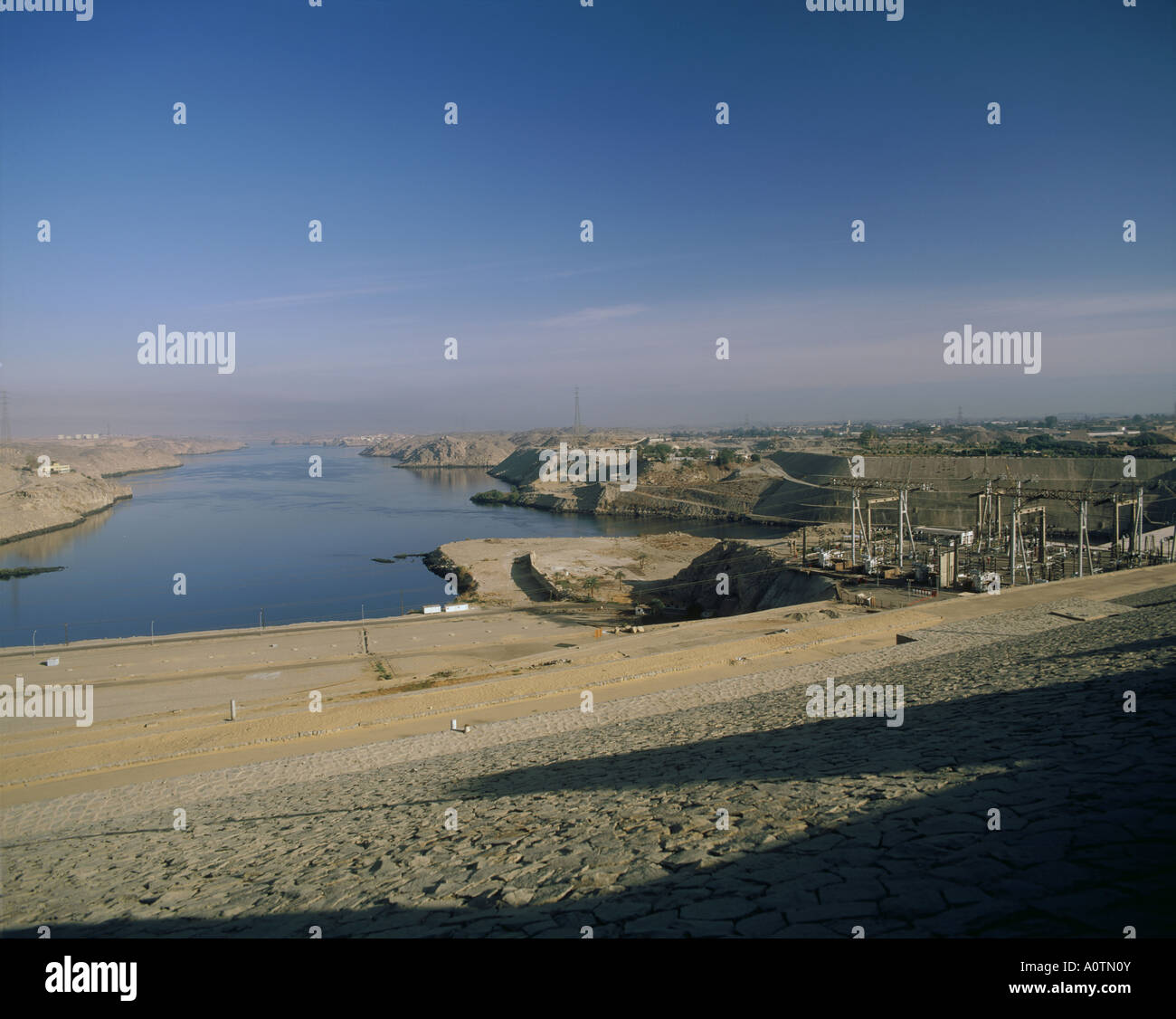 High aswan dam hi-res stock photography and images - Alamy
