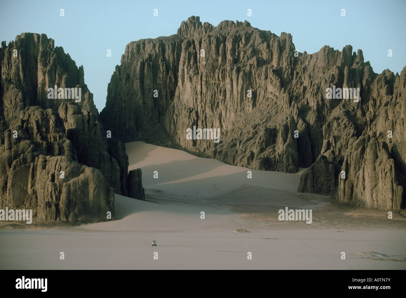 Tibesti mountains chad hi-res stock photography and images - Alamy