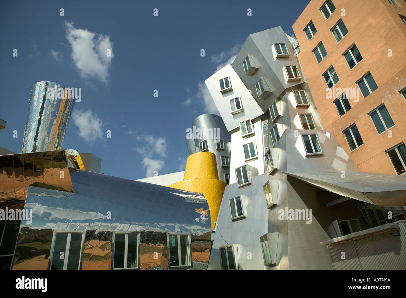 Stata Center for Computer Information and Intelligence Sciences at MIT ...