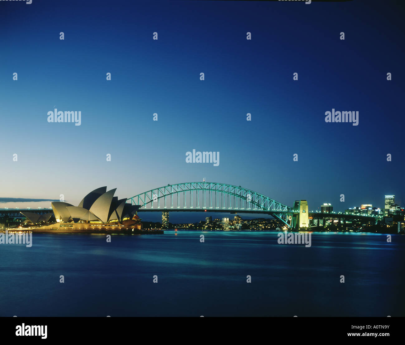 Opera House Harbour Bridge night Stock Photo - Alamy
