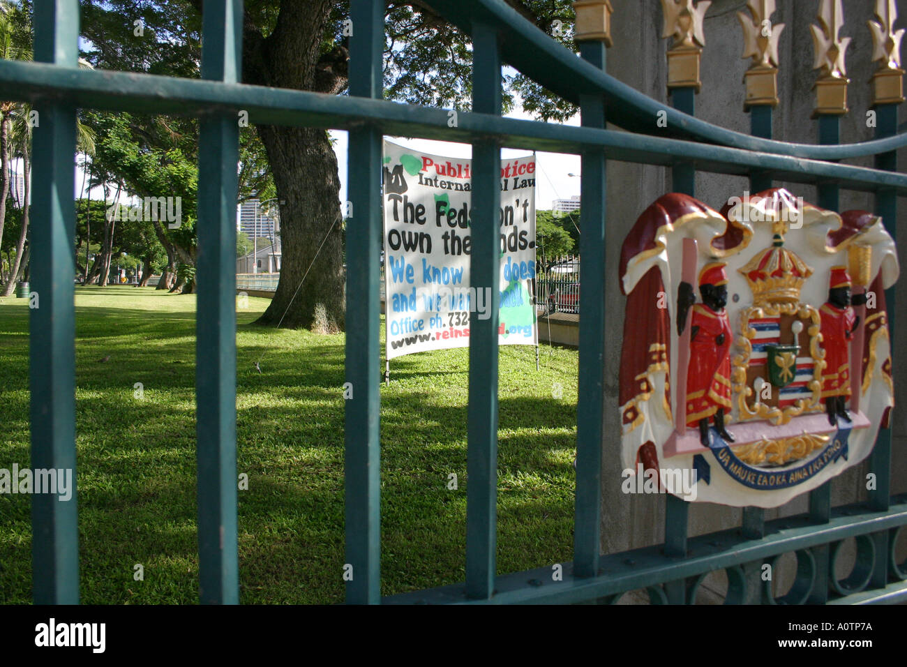 Native Hawaiian protest at Iolani Palace Honolulu Hawaii Stock Photo ...