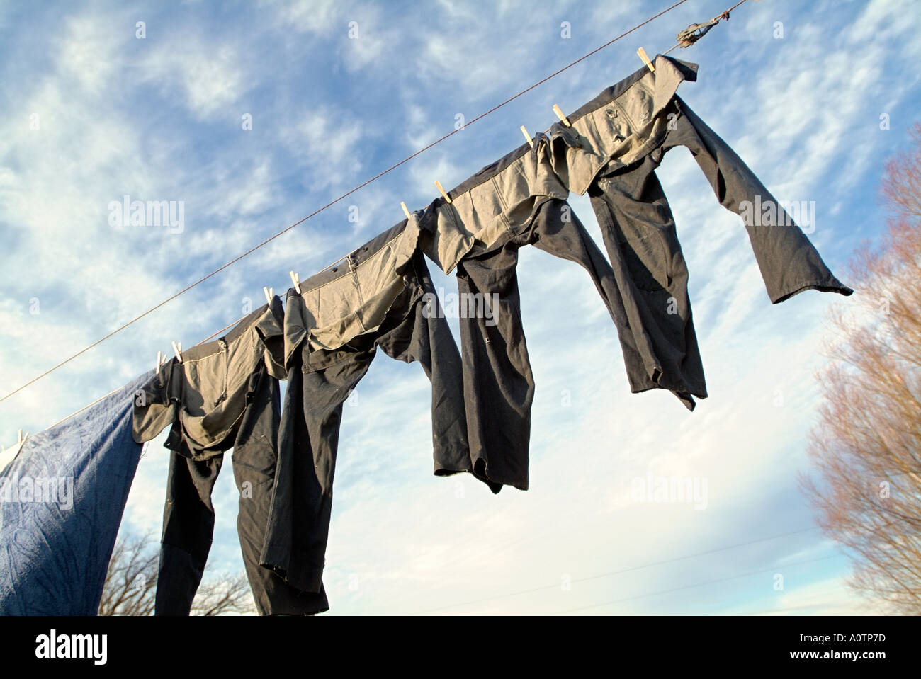Amish clothing hi-res stock photography and images - Alamy