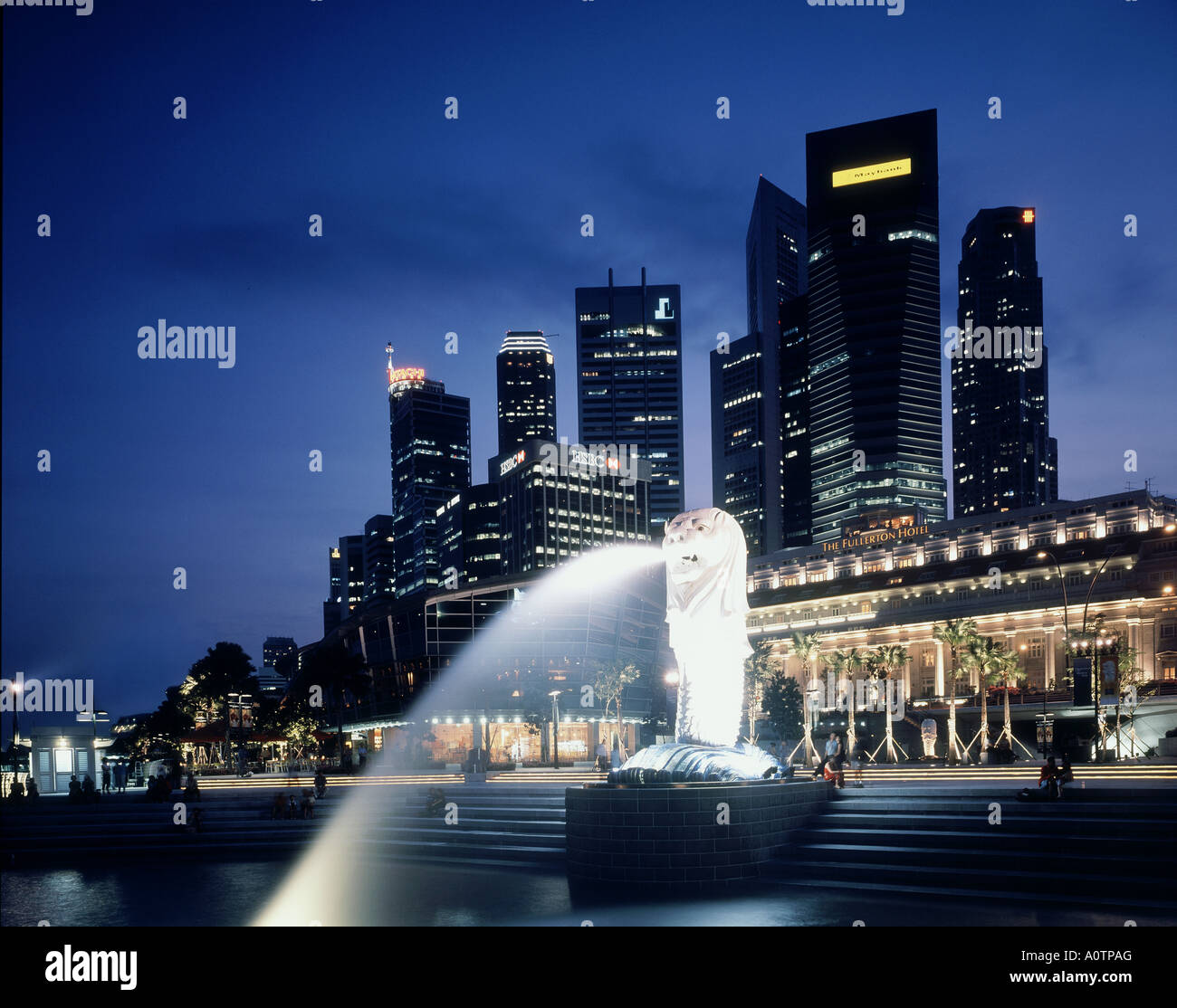 Merlion at Night Stock Photo - Alamy