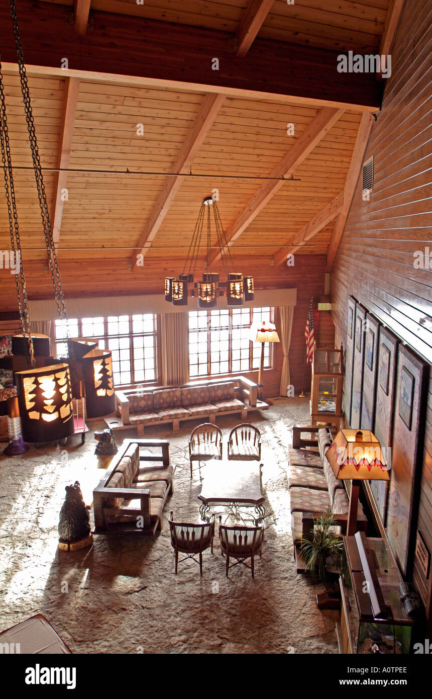 Starved Rock hotel and lodge lobby in Starved Rock State Park Illinois ...