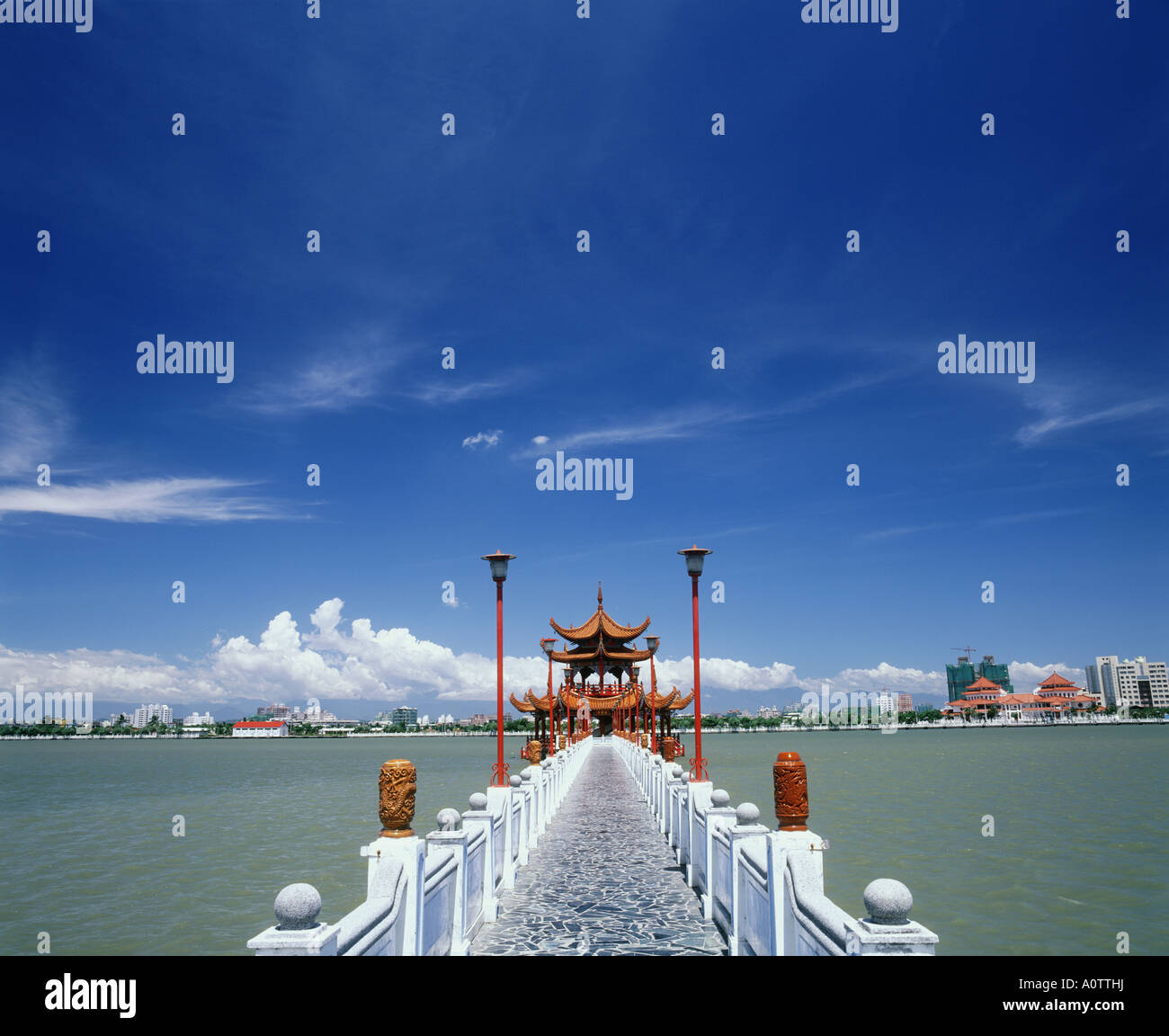 Spring and Autumn Pavilion at Lotus Lake Stock Photo - Alamy