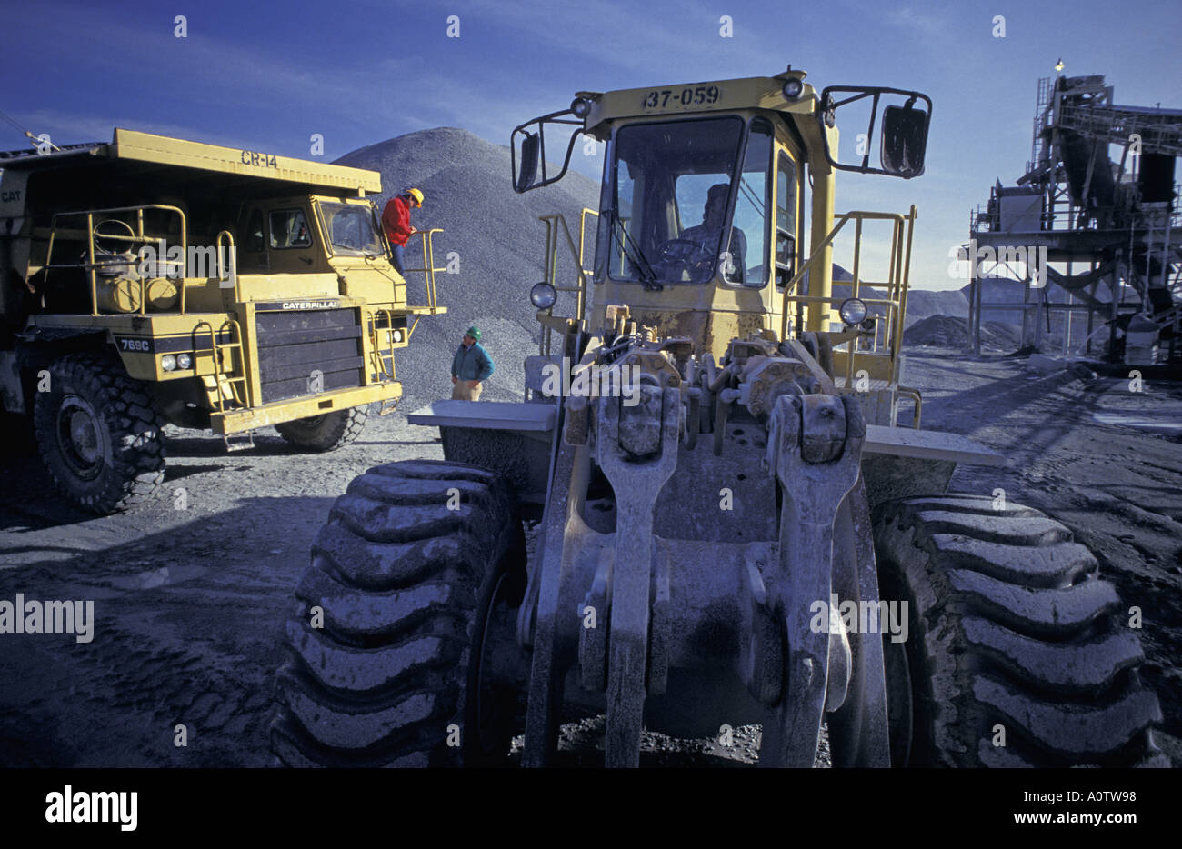 Open pit large scale mining equipment hi-res stock photography and ...