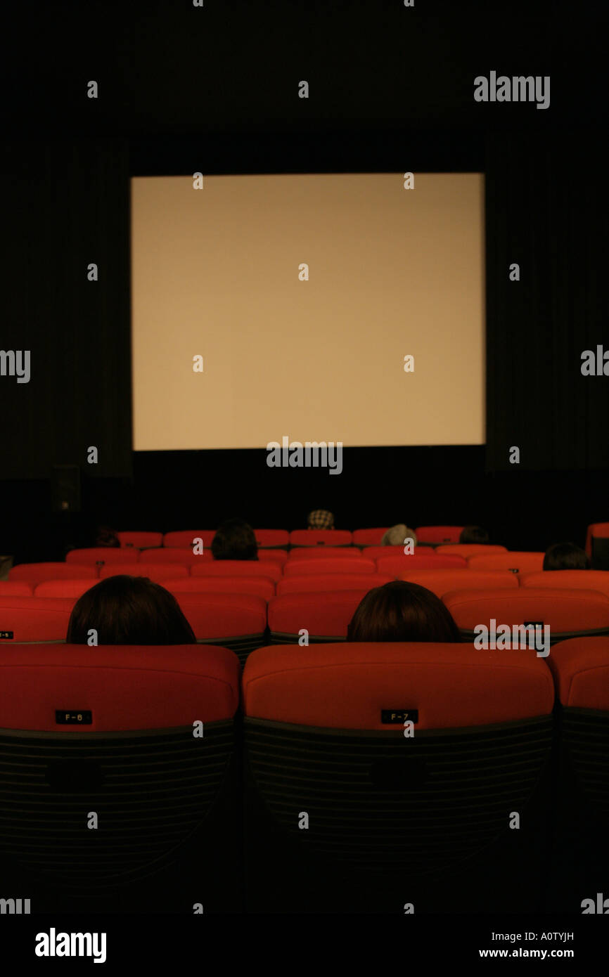 Cinema audience screen rear view hi-res stock photography and images ...