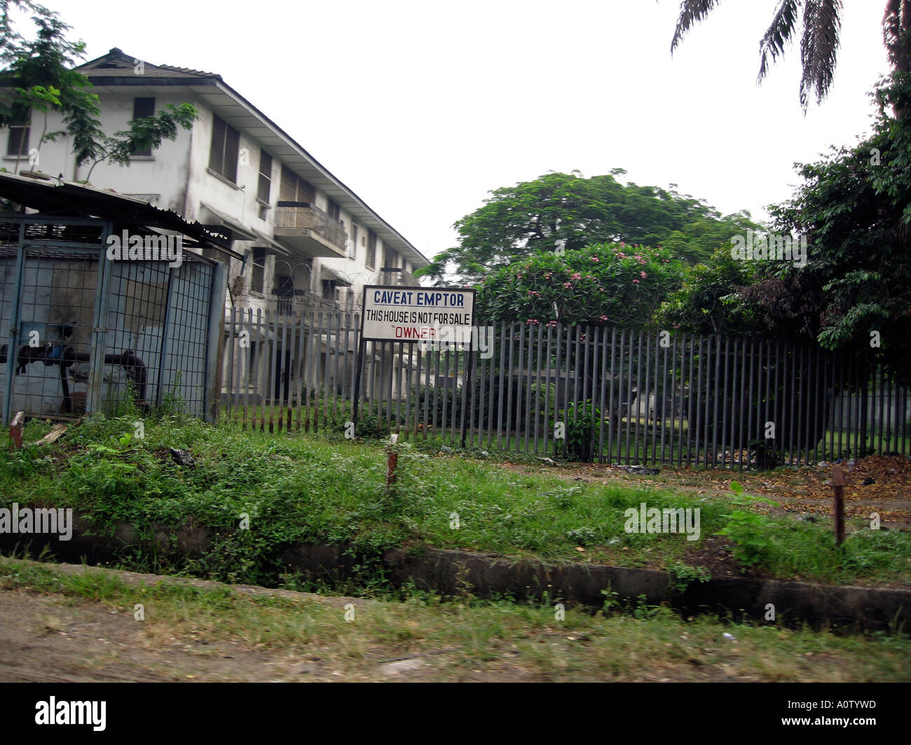 419 scammers - house not for sale in Lagos Nigeria Stock Photo - Alamy
