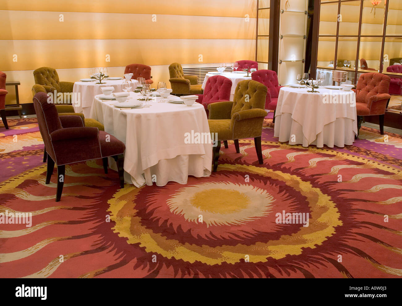 Restaurant conduit hi-res stock photography and images - Alamy