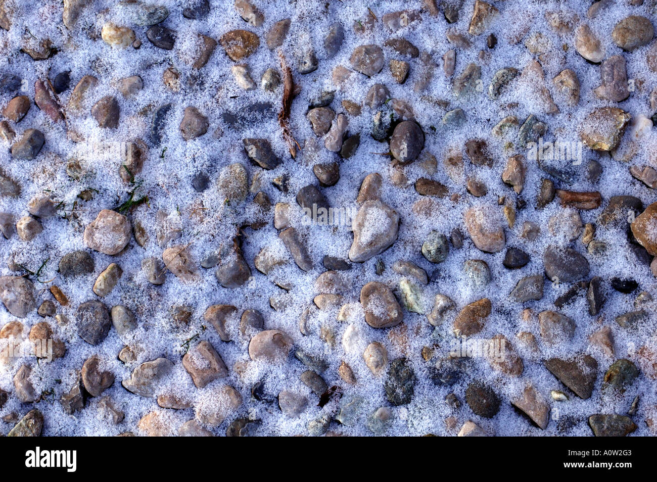 Background image - Snow-dusted gravel Stock Photo - Alamy