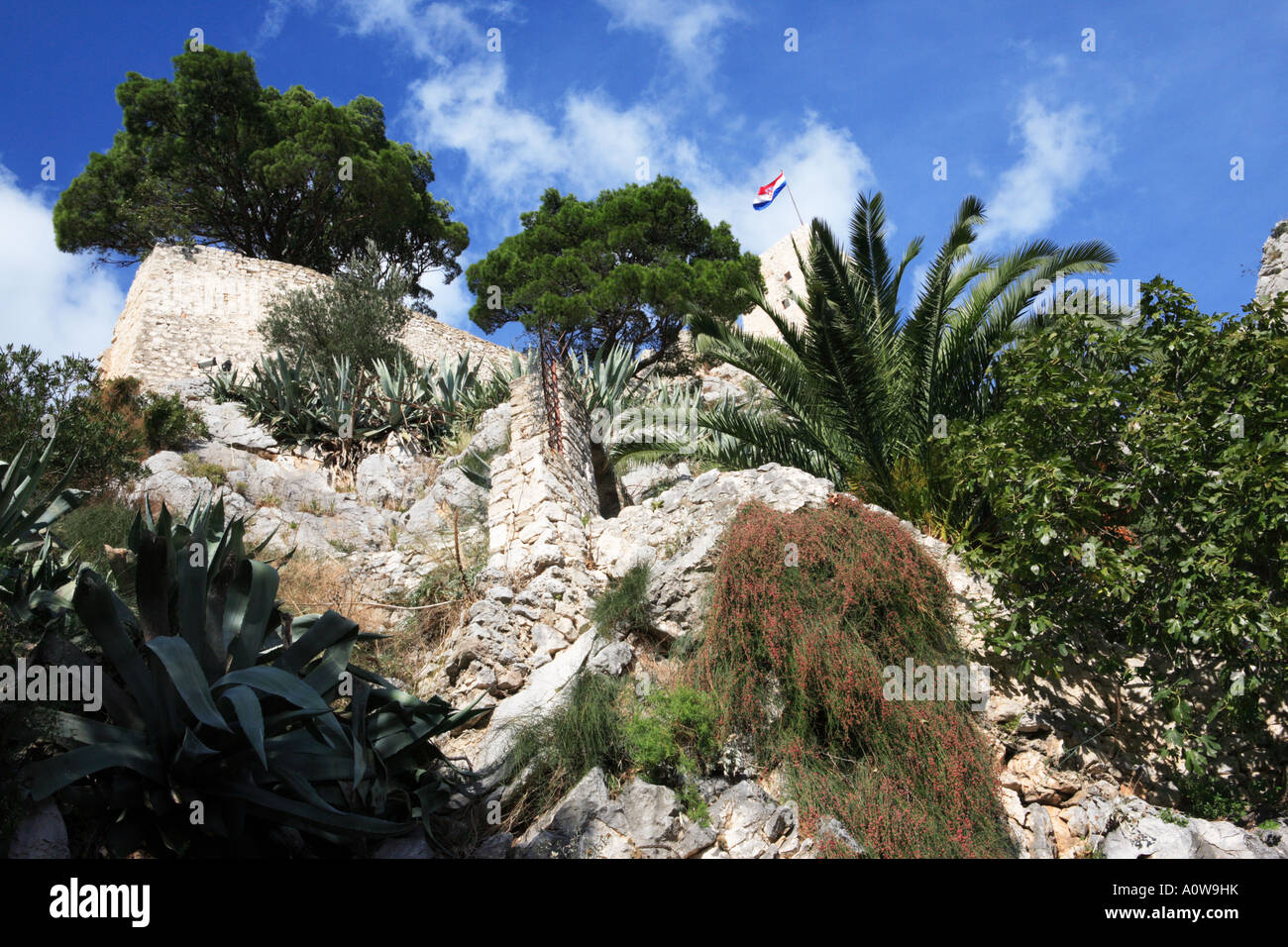 The Fortress Peovica Mirabella, Omis, Croatia Stock Photo - Alamy